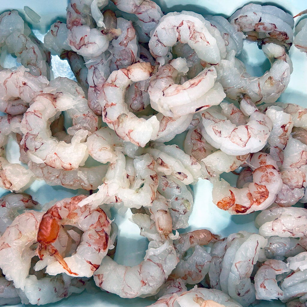 Fresh Shrimp Is Ready To Peel & Devein, But How?